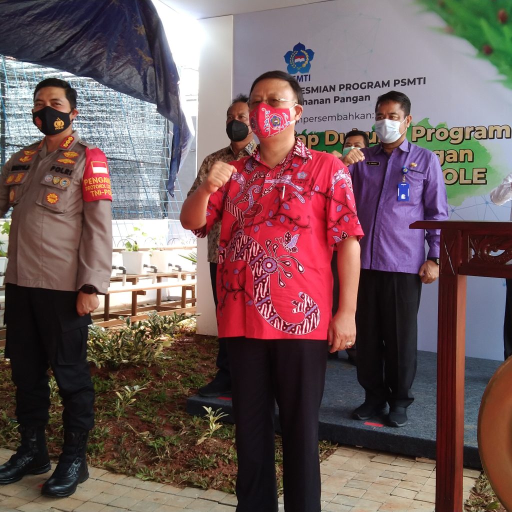 Camat Sindang Jaya H. Abudin, SIP. MM Hadiri Peresmian Hidrokole di PT ...